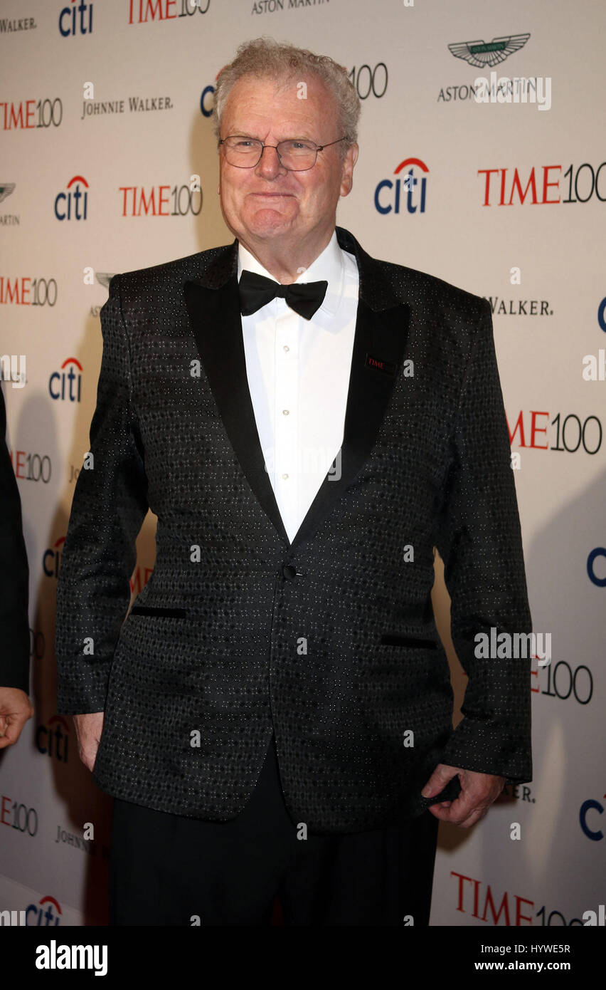 New York, New York, USA. 25th Apr, 2017. Sir HOWARD STRINGER attends ...