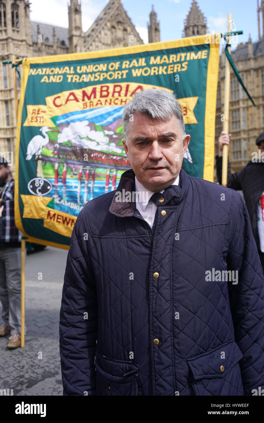 Parliament, London, England, UK. 26th Apr, 2017. RMT President. Mick ...