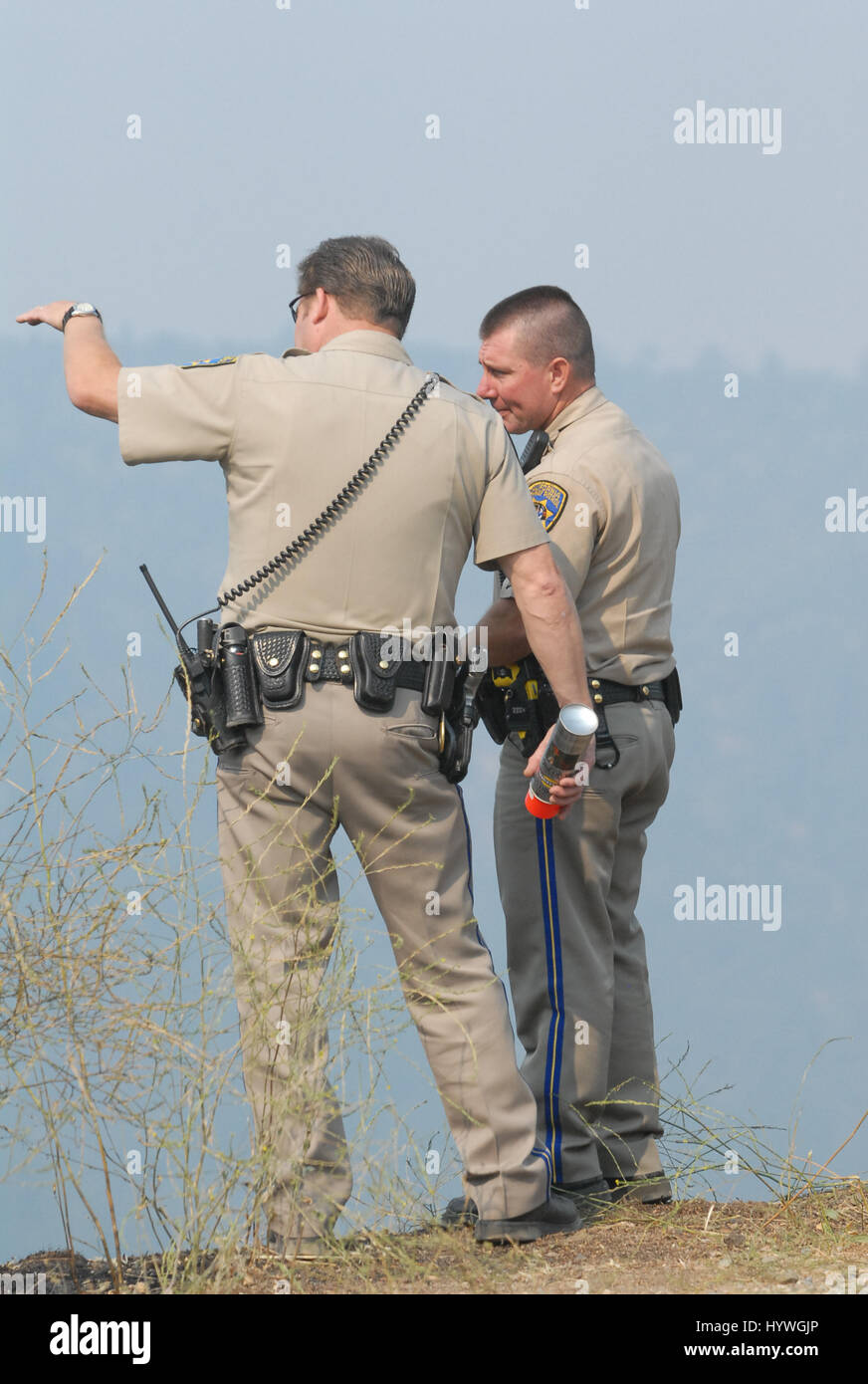 June 25, 2008 - CHP officers investigate the scene where Ron Presba's ...