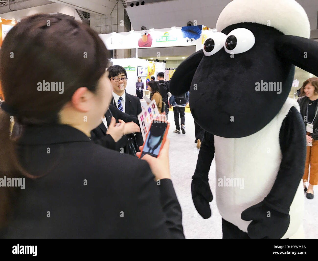 Shaun the sheep japan hi-res stock photography and images - Alamy