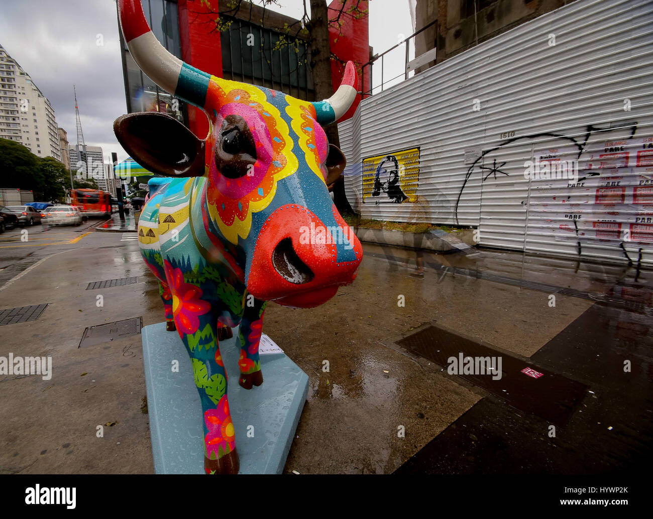 Sao Paulo, Brazil. 26th Apr, 2017. Sculpture of a colorful cow is seen ...