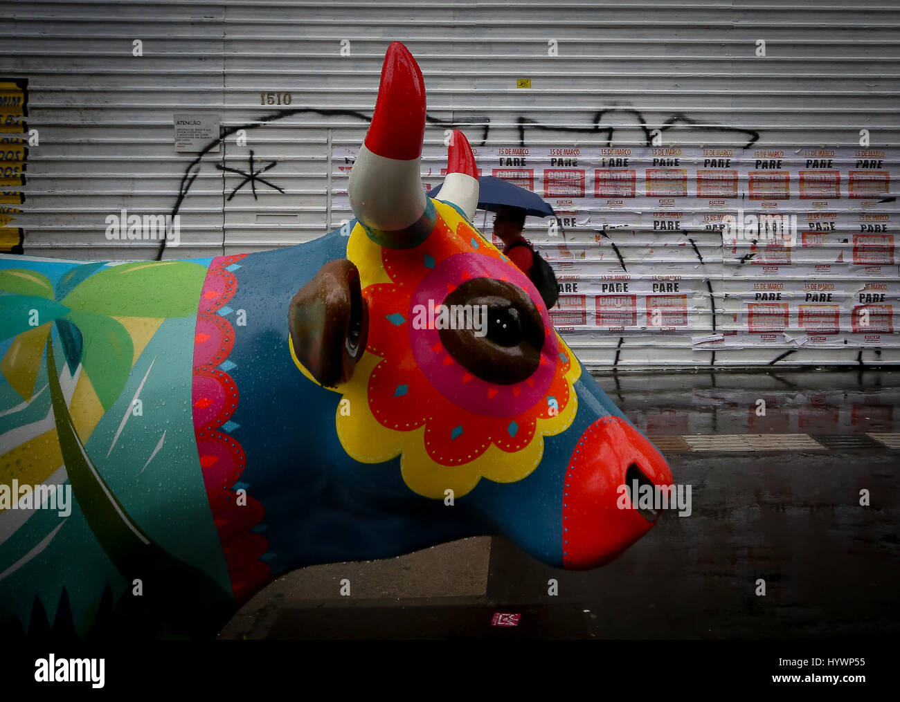 Sao Paulo, Brazil. 26th Apr, 2017. Sculpture of a colorful cow is seen ...