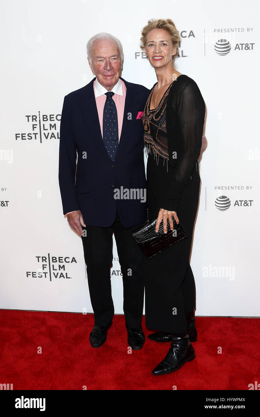 New York, USA. 26th Apr, 2017. Christopher Plummer (L) and Janet McTeer ...