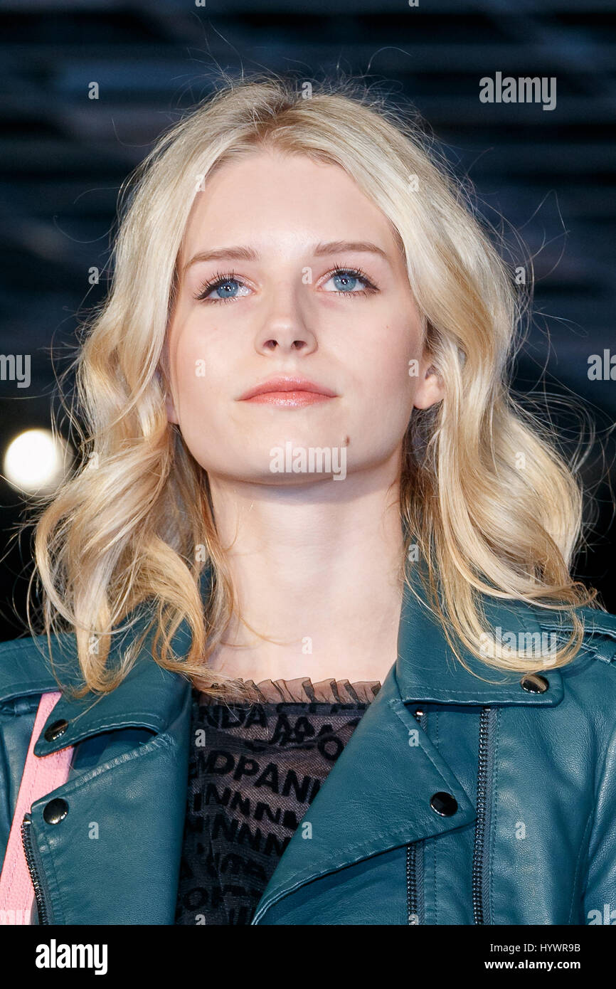 Lottie moss hi-res stock photography and images - Alamy