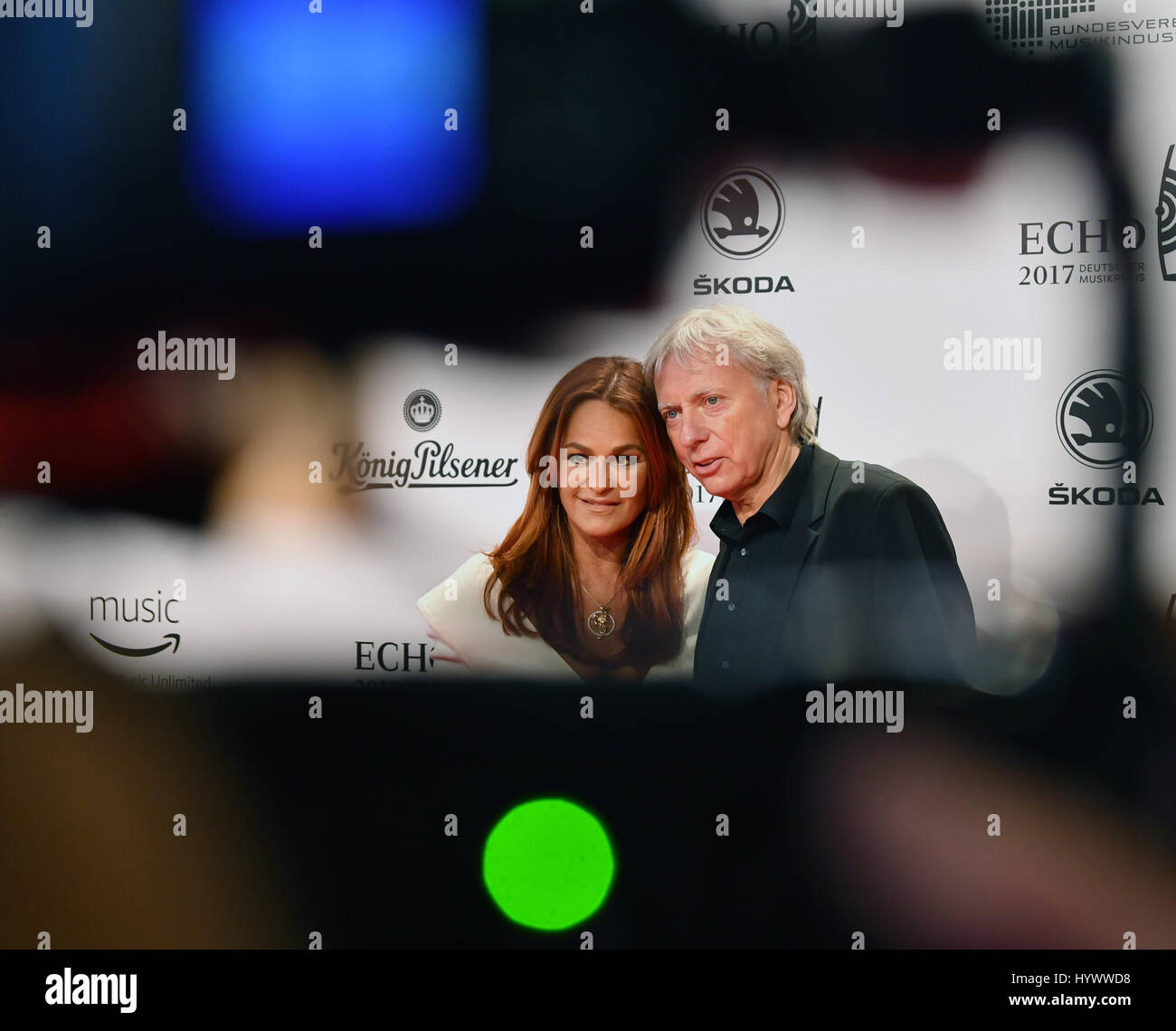 Berlin, Germany. 06th Apr, 2017. German singer Andrea Berg (L) and her ...