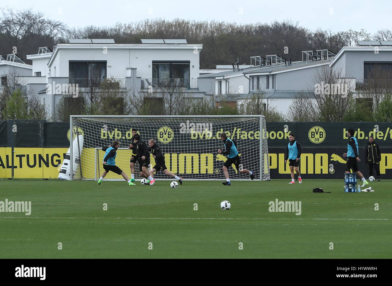 170407 hi-res stock photography and images - Alamy