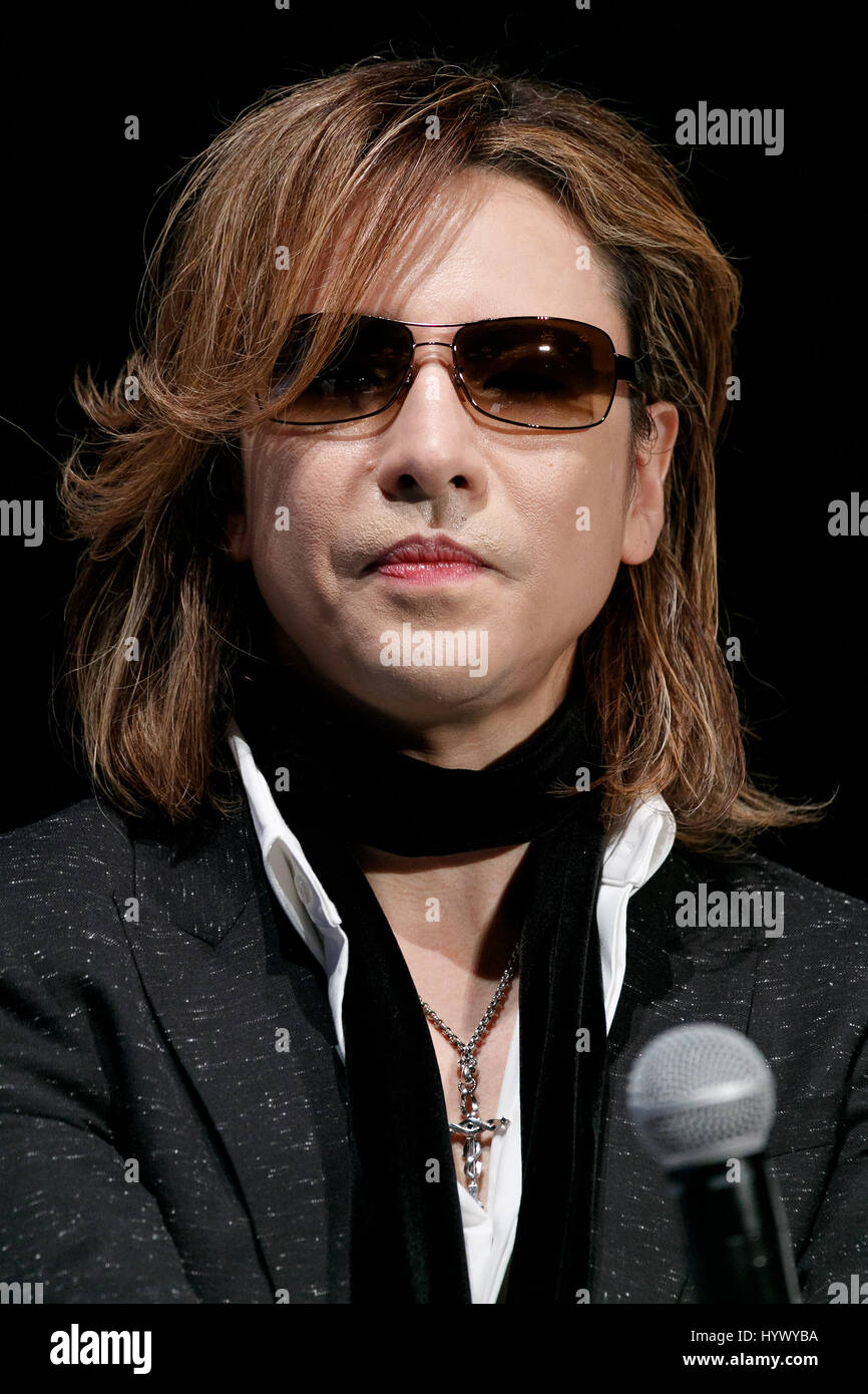Yoshiki during hi-res stock photography and images - Alamy