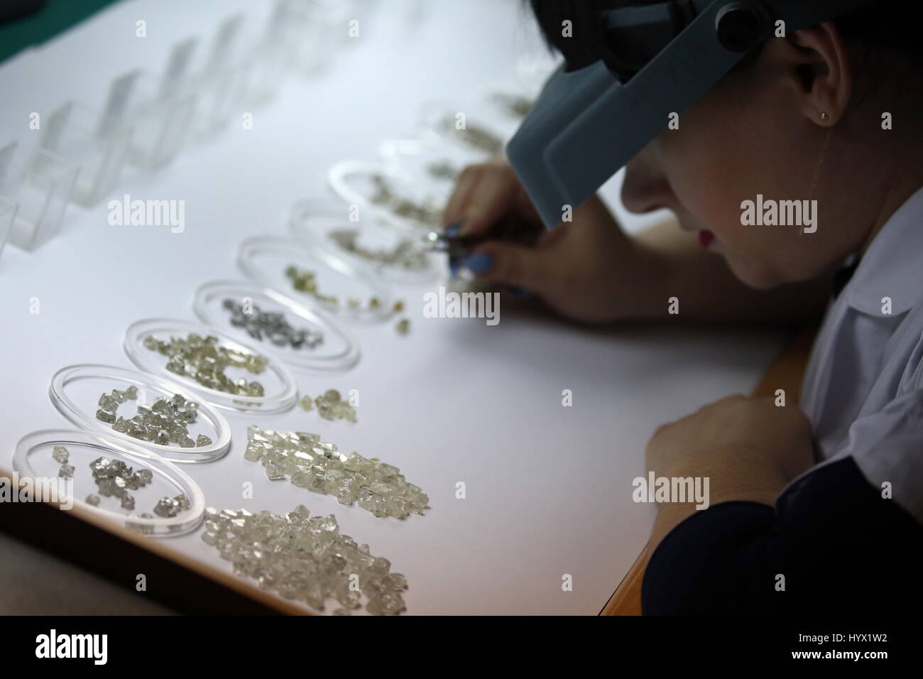 Diamond Sorting High Resolution Stock Photography and Images - Alamy
