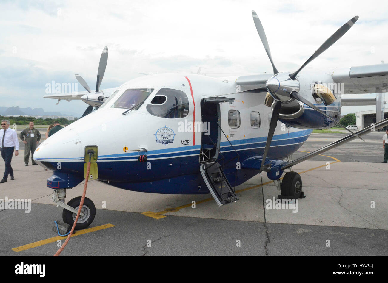 Short takeoff capabilities hi-res stock photography and images - Alamy