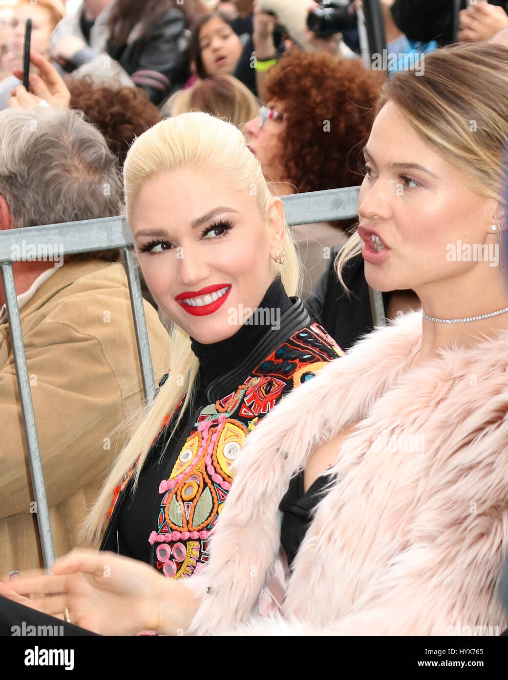 Los Angeles, CA, USA. 10th Feb, 2017. LOS ANGELES - FEB 10: Gwen ...