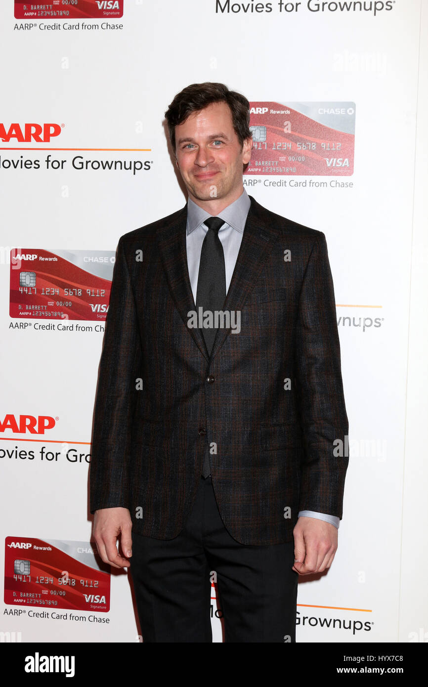 Tom Everett Scott 2022