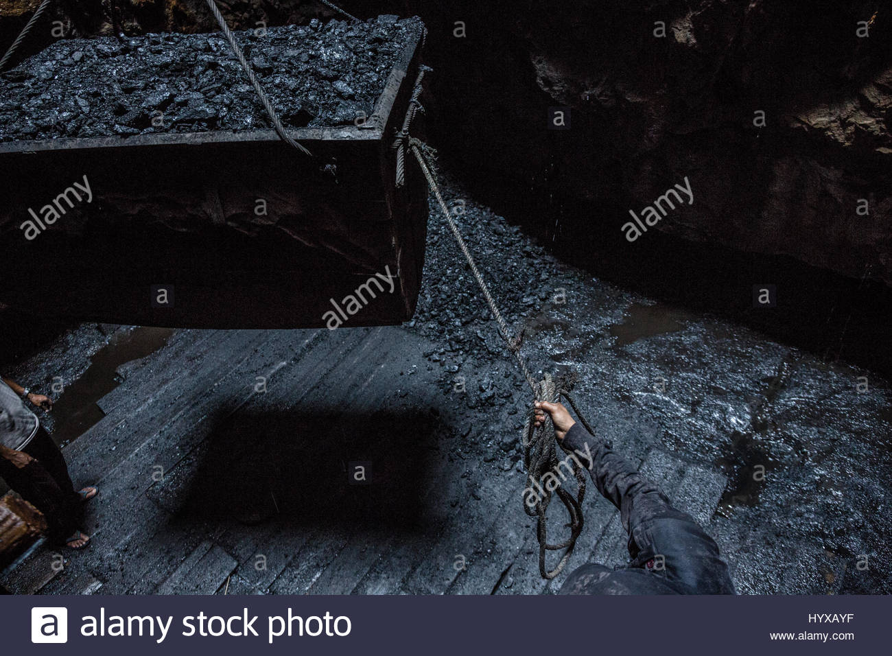Coal Mine Shaft Stock Photos & Coal Mine Shaft Stock Images - Alamy
