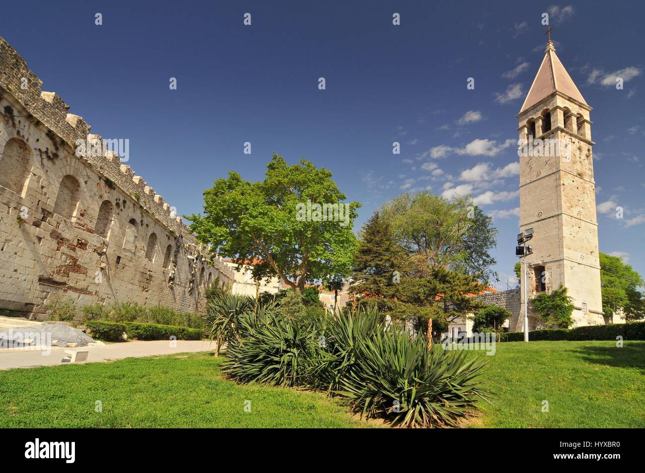 Gate walls split croatia hi-res stock photography and images - Alamy