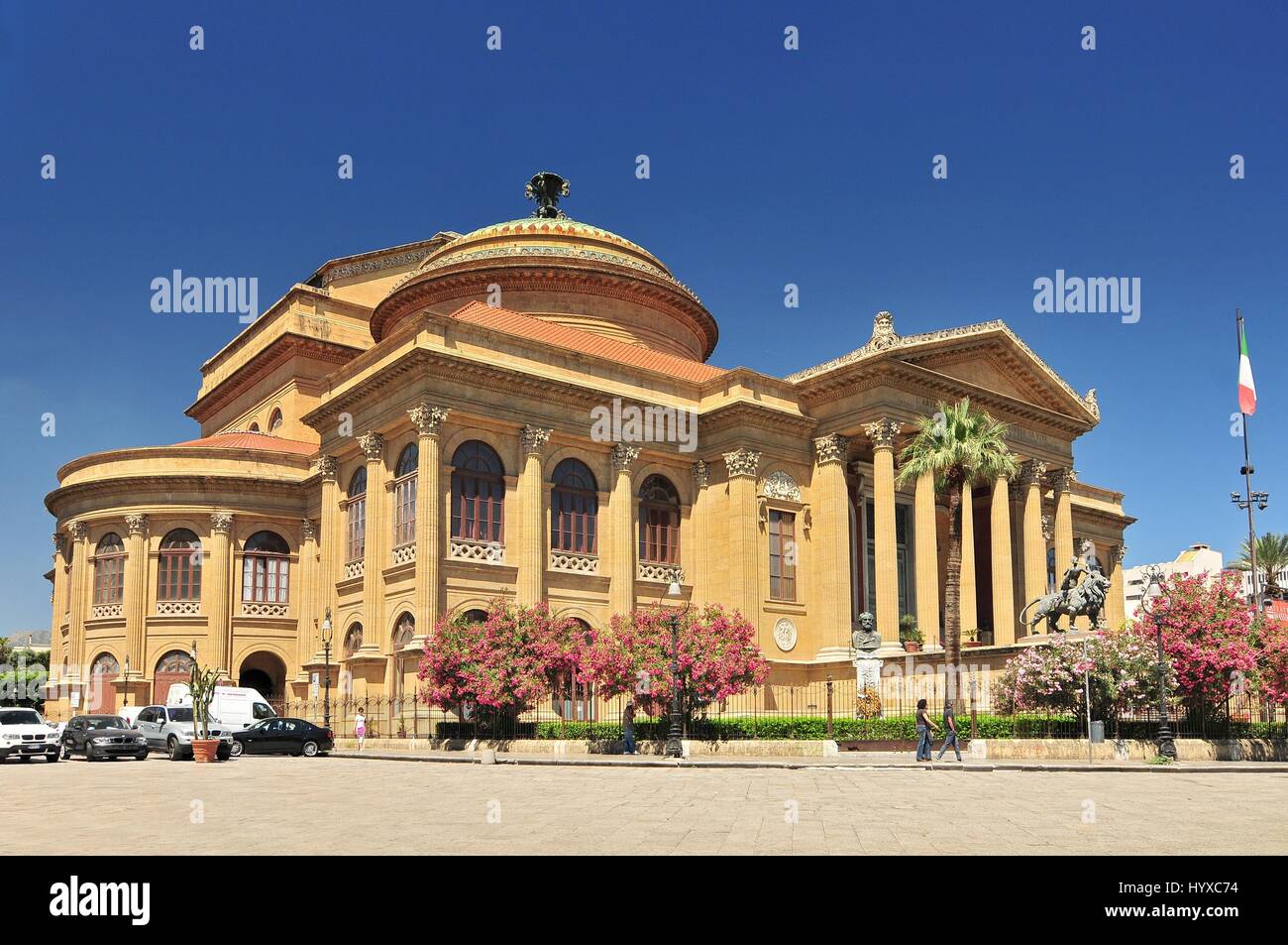 Teatro Massimo famous opera house on the Piazza Verdi in Palermo Sicily ...