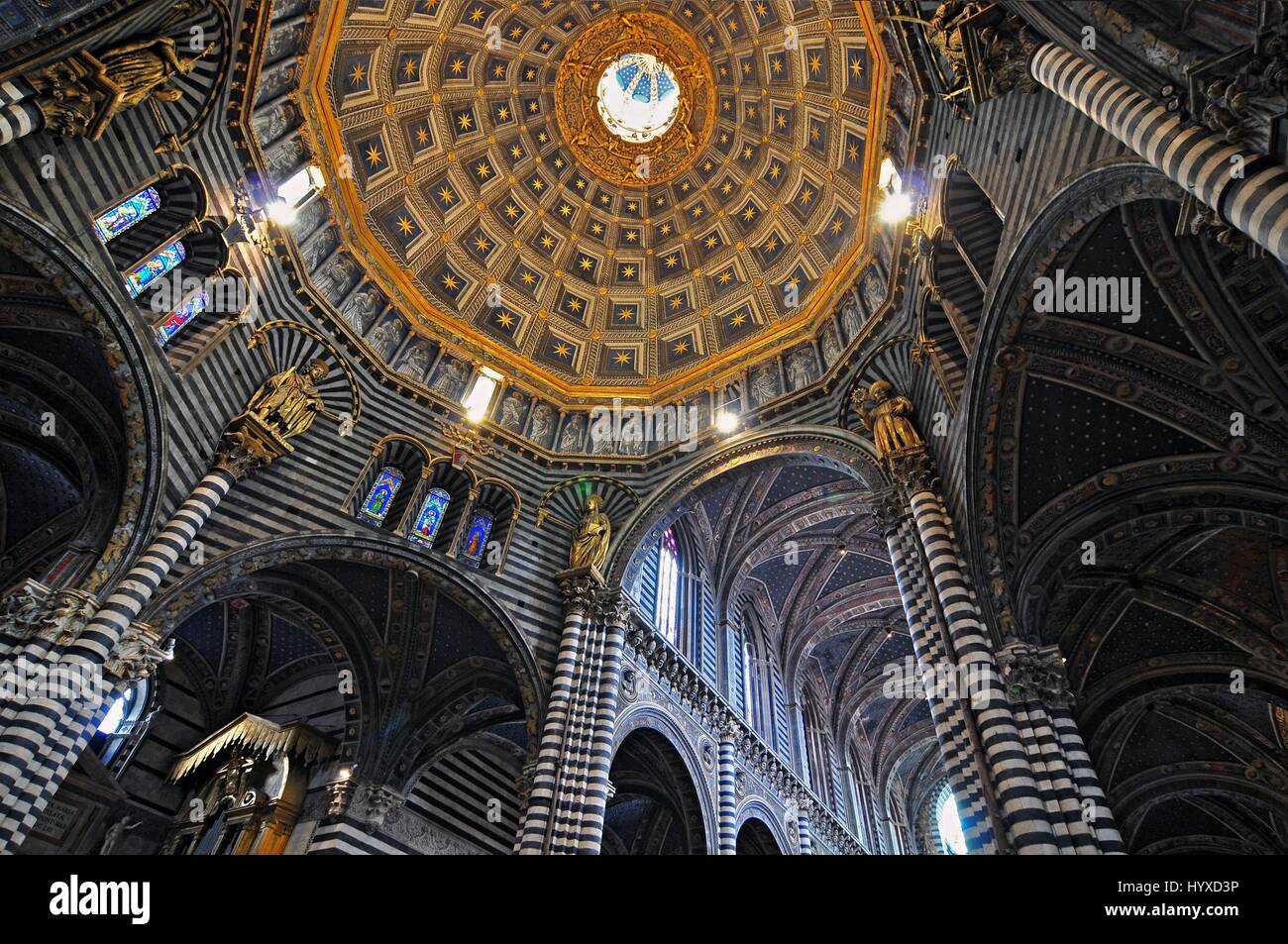 Looking up to the inside of the dome in the Cattedrale dell'Assunta ...