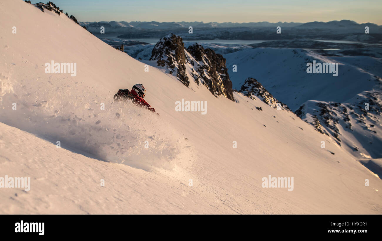 Off piste hi-res stock photography and images - Alamy
