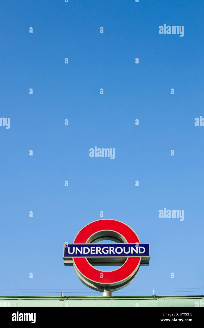 London underground tube train logo station piccadilly line platform hi ...