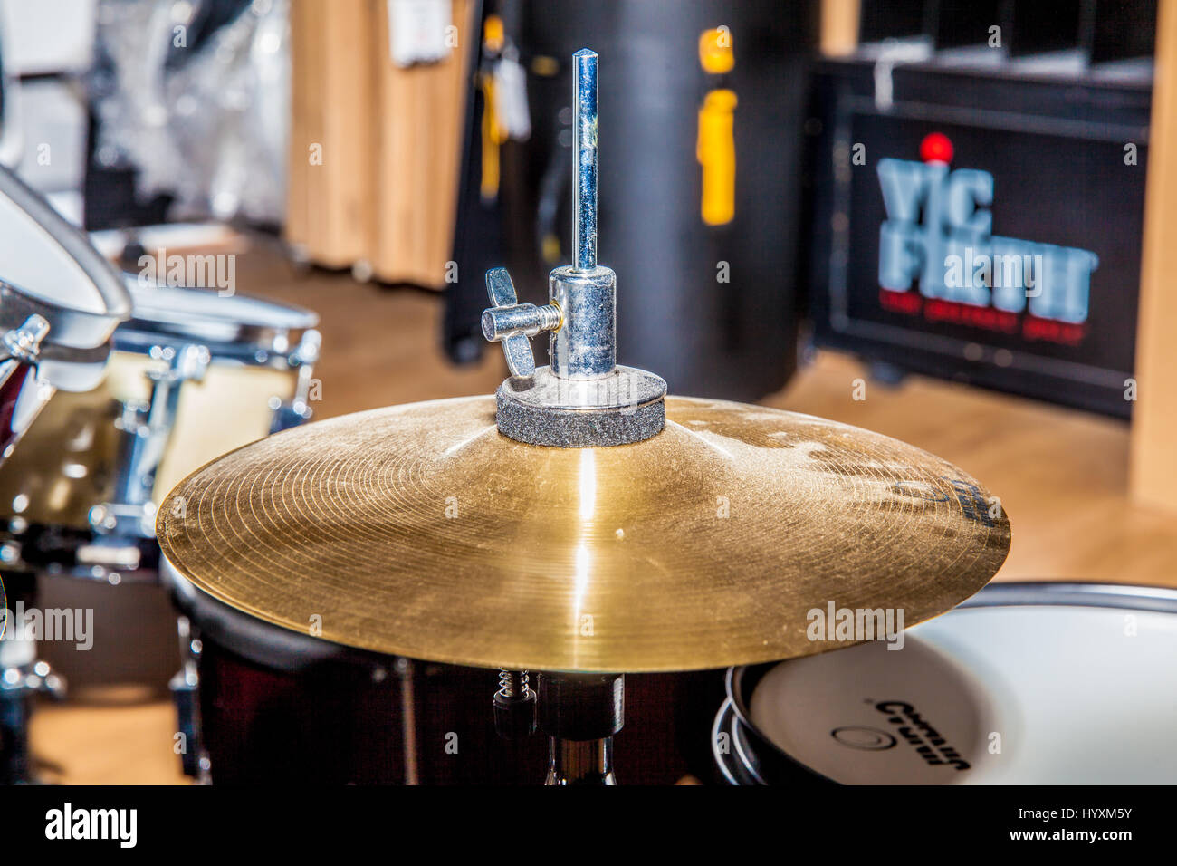 Non pitched percussion hi-res stock photography and images - Alamy