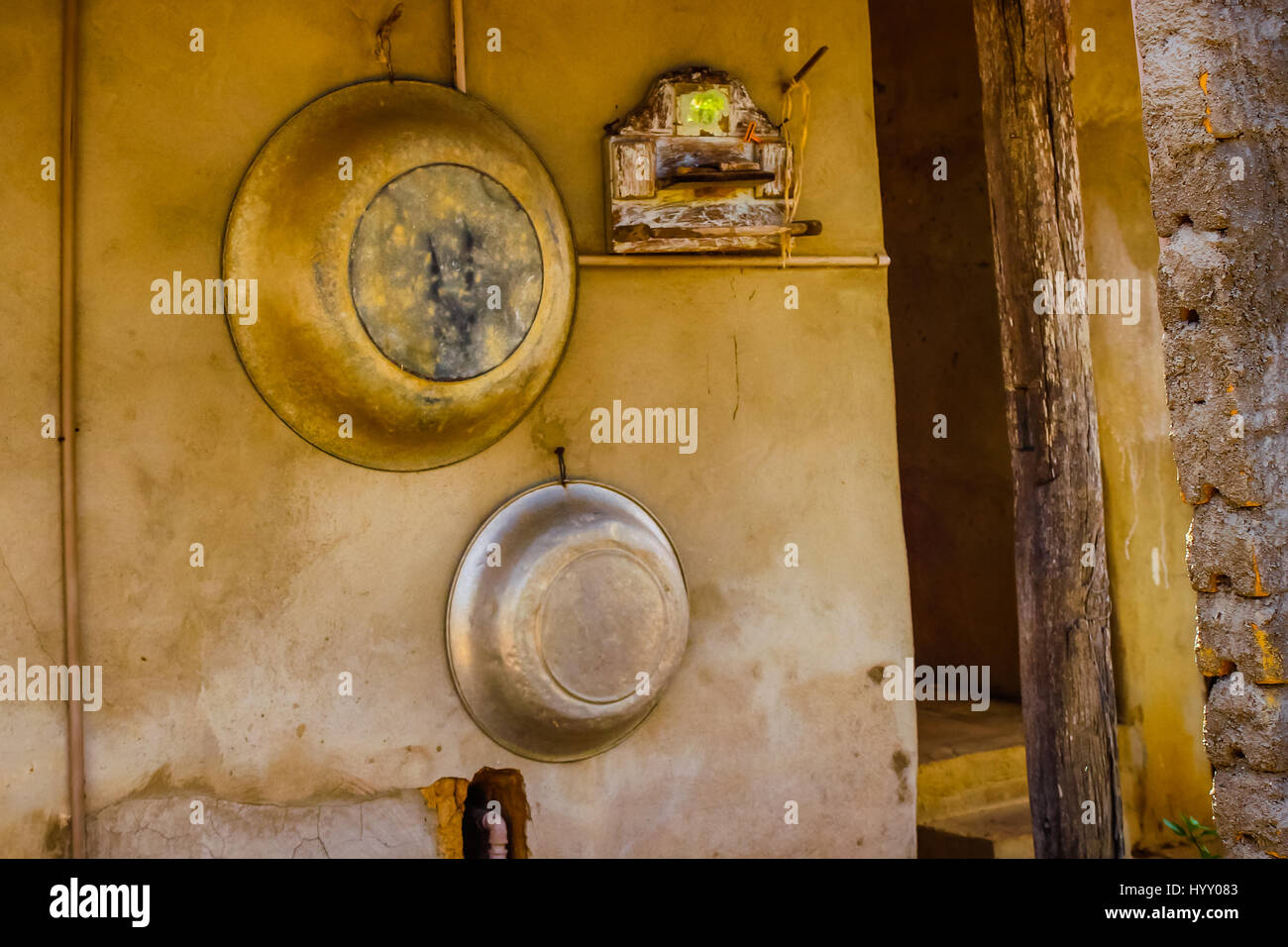Washing basin hi-res stock photography and images - Alamy