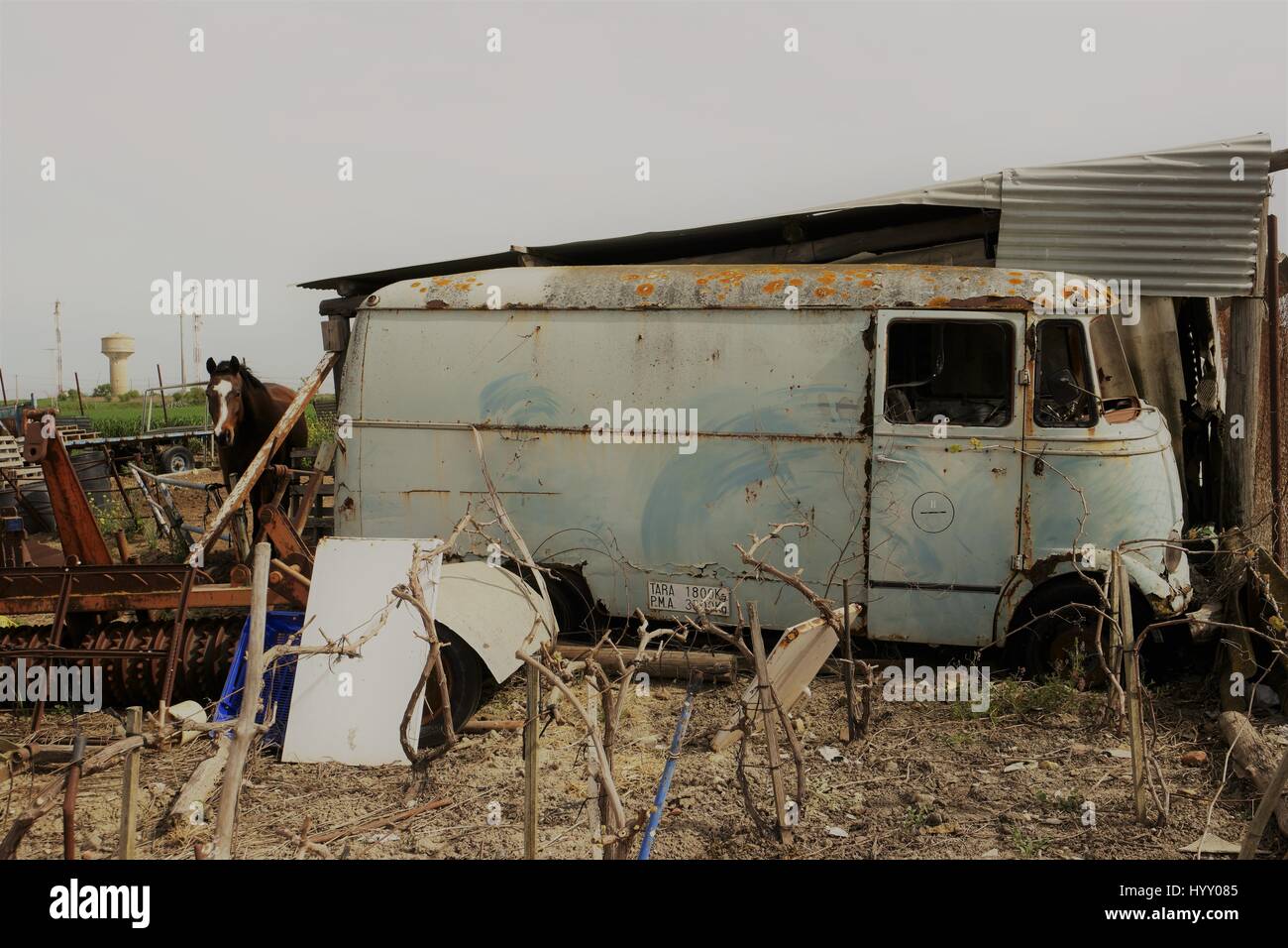 Old Van Rusty Stock Photos & Old Van Rusty Stock Images - Alamy