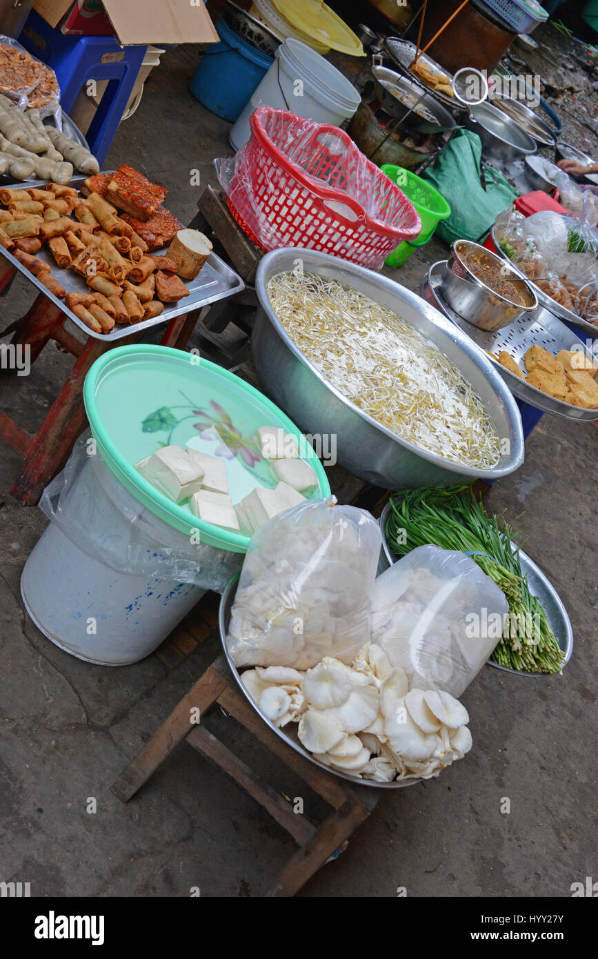 Cambodian produce hi-res stock photography and images - Alamy