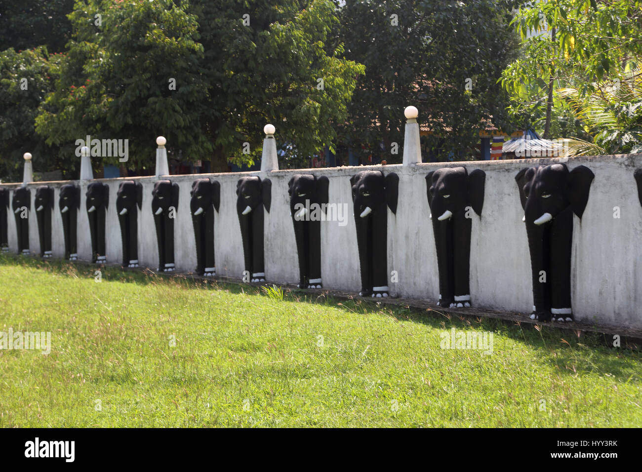 Aluviharaya Rock Cave Temple Entrance Sri Lanka Matale District Kandy ...