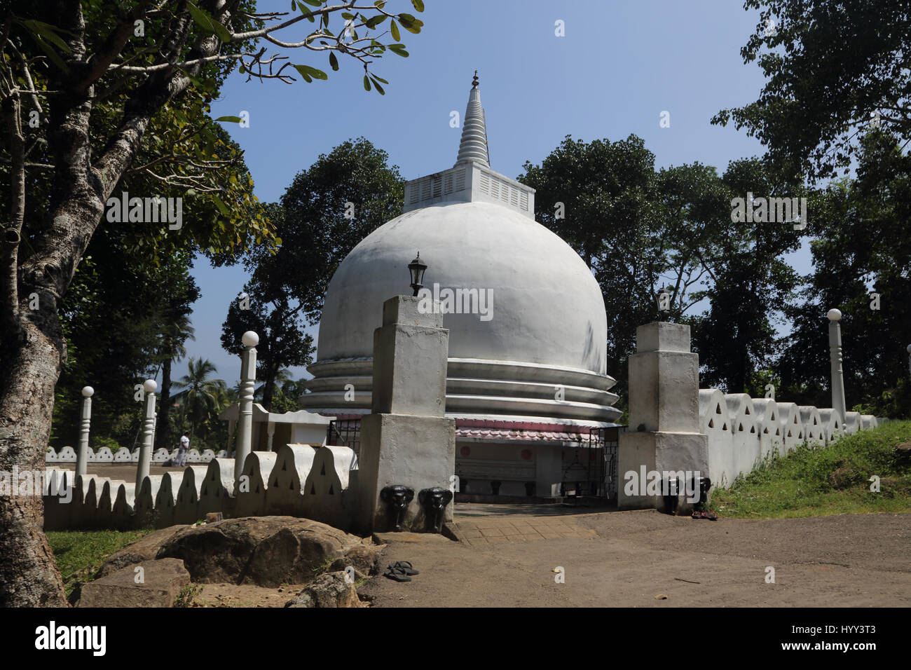 Aluviharaya Rock Cave Temple Sri Lanka Matale District Kandy-Dambulla ...