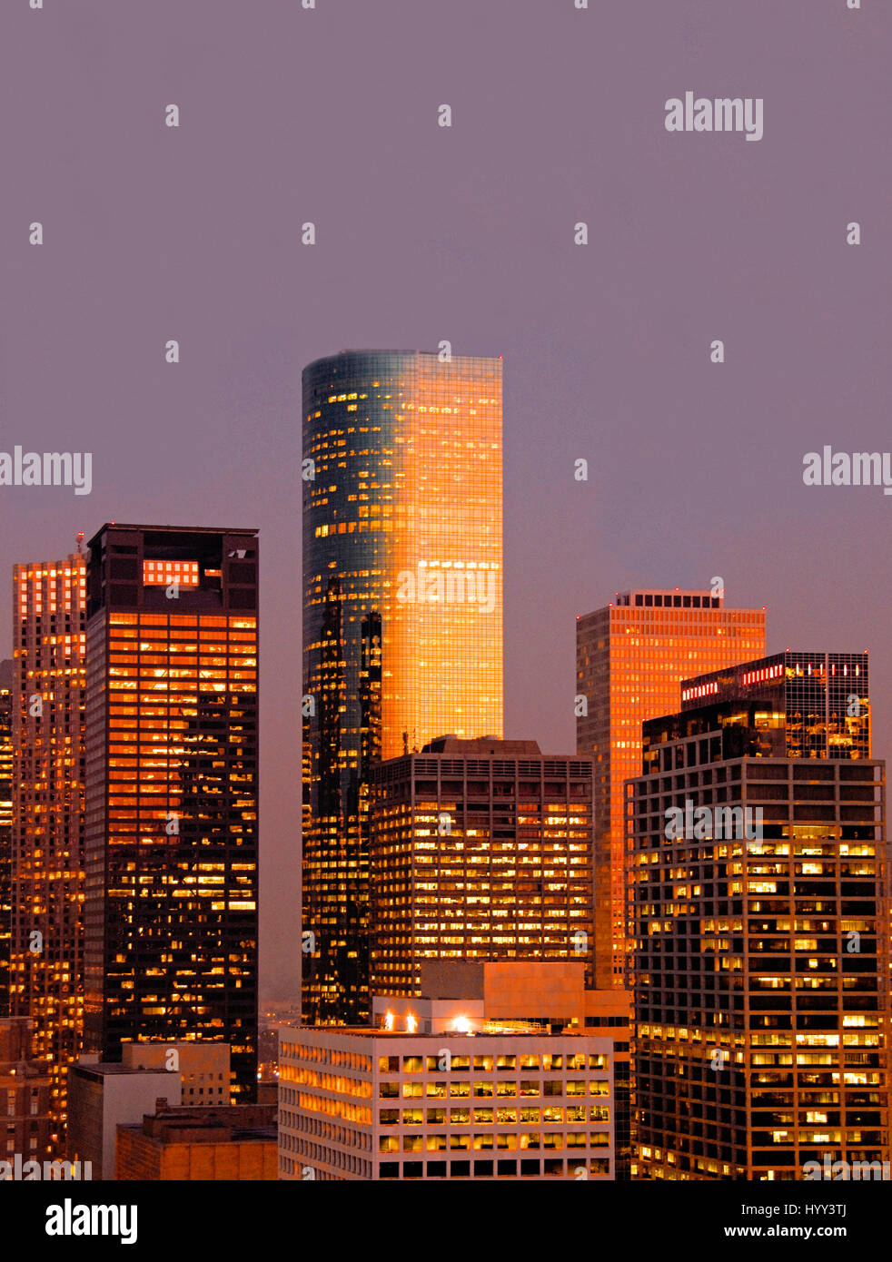 High rise skyline hi-res stock photography and images - Alamy