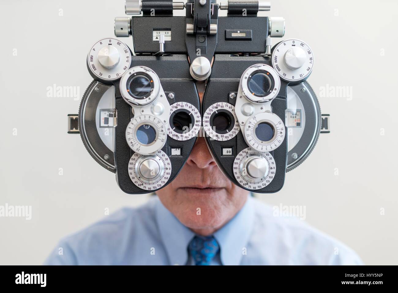 Eyesight tested hi-res stock photography and images - Alamy
