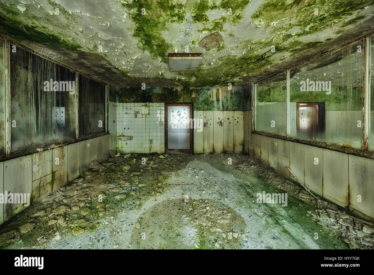 EERIE images of Europe’s most spooky abandoned hospitals show just how ...