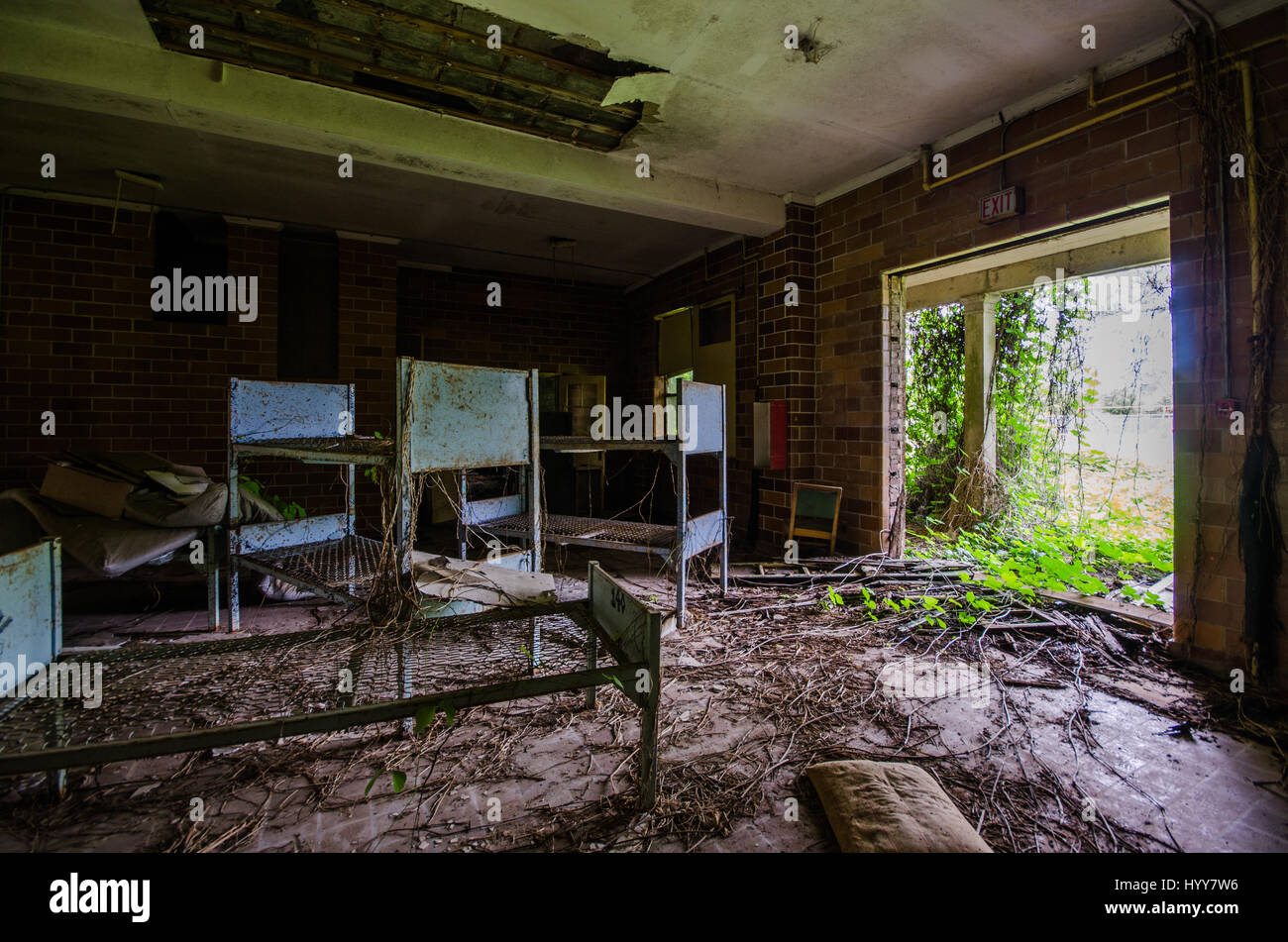 Empty school classrooms usa hi-res stock photography and images - Alamy