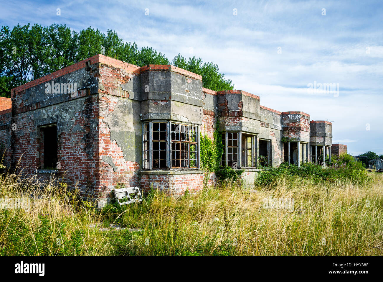 UNITED KINGDOM: Officers' Mess building at RAF Yatesbury, Wiltshire ...