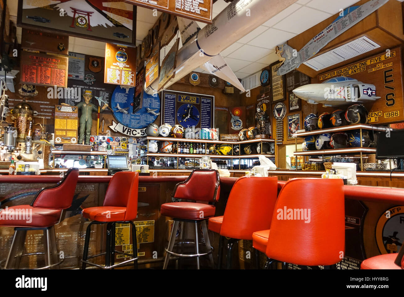 Cubi bar cafe hi-res stock photography and images - Alamy