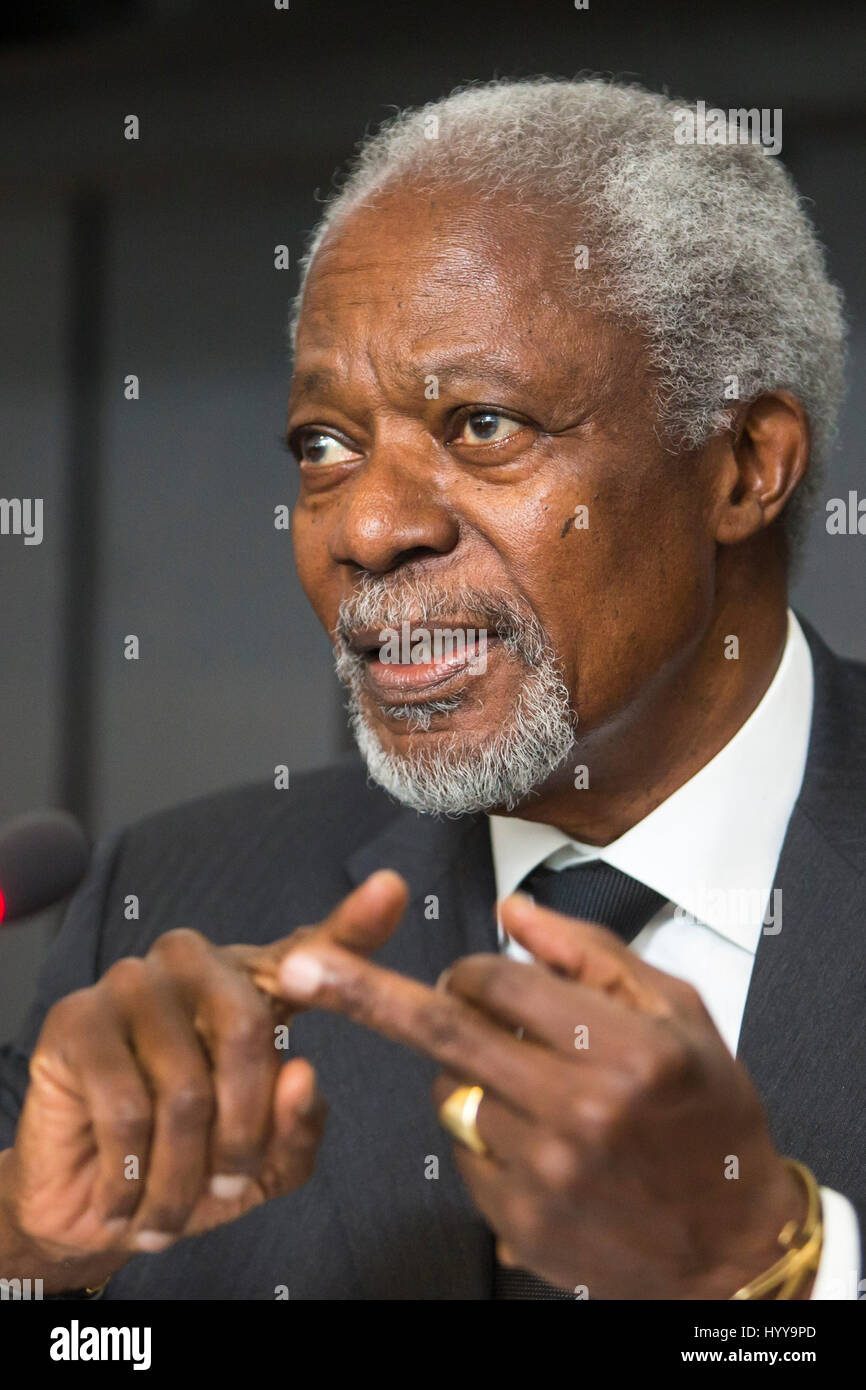 Kofi annan portrait hi-res stock photography and images - Alamy