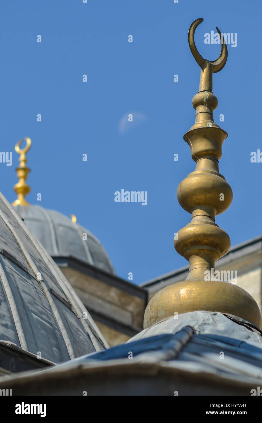 Details on the roof of a mosque in Istanbul Stock Photo - Alamy