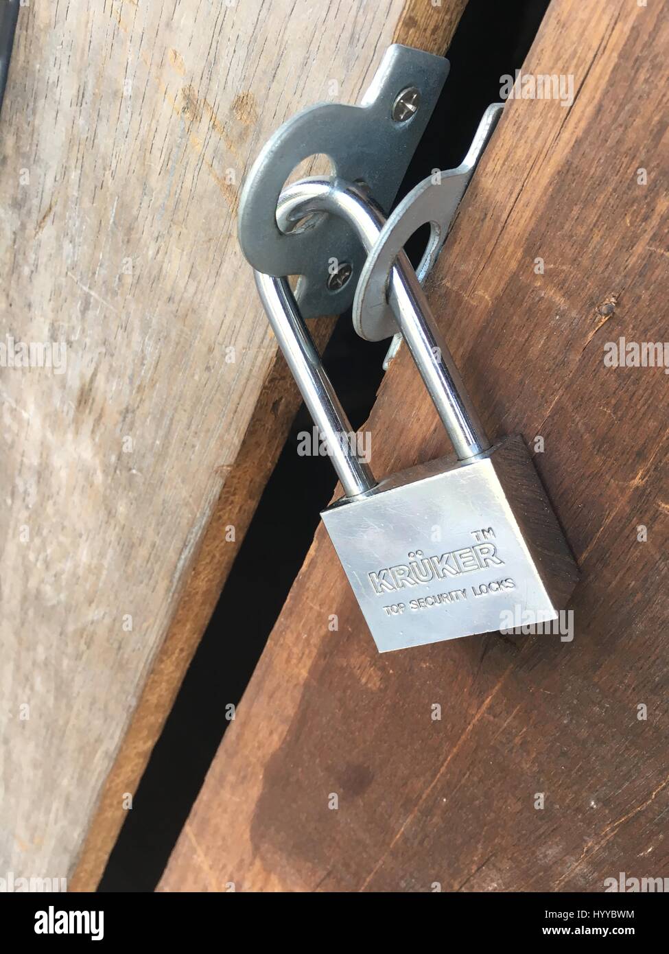 Open steel door in a prison hi-res stock photography and images - Alamy