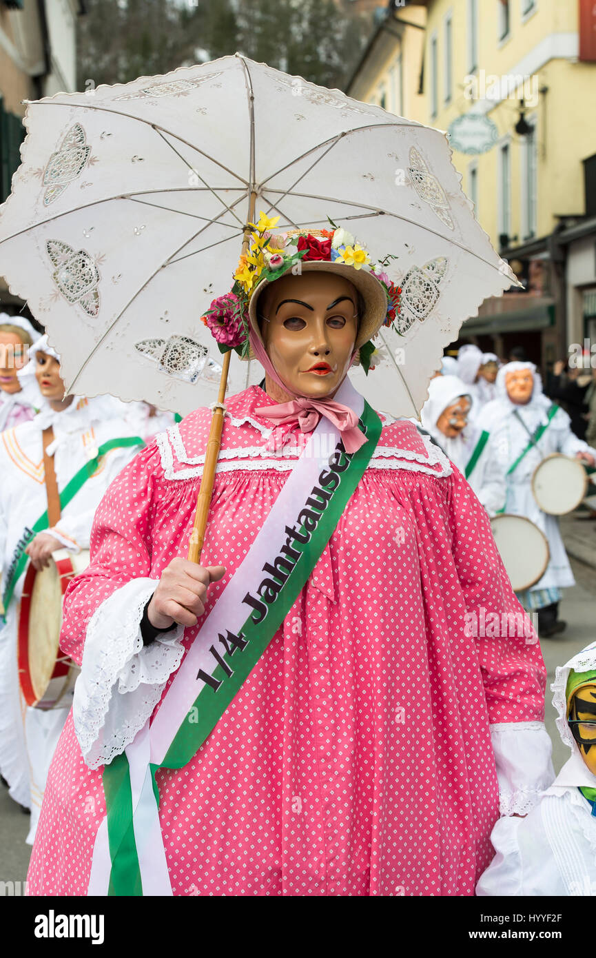 Straw mask hi-res stock photography and images - Alamy