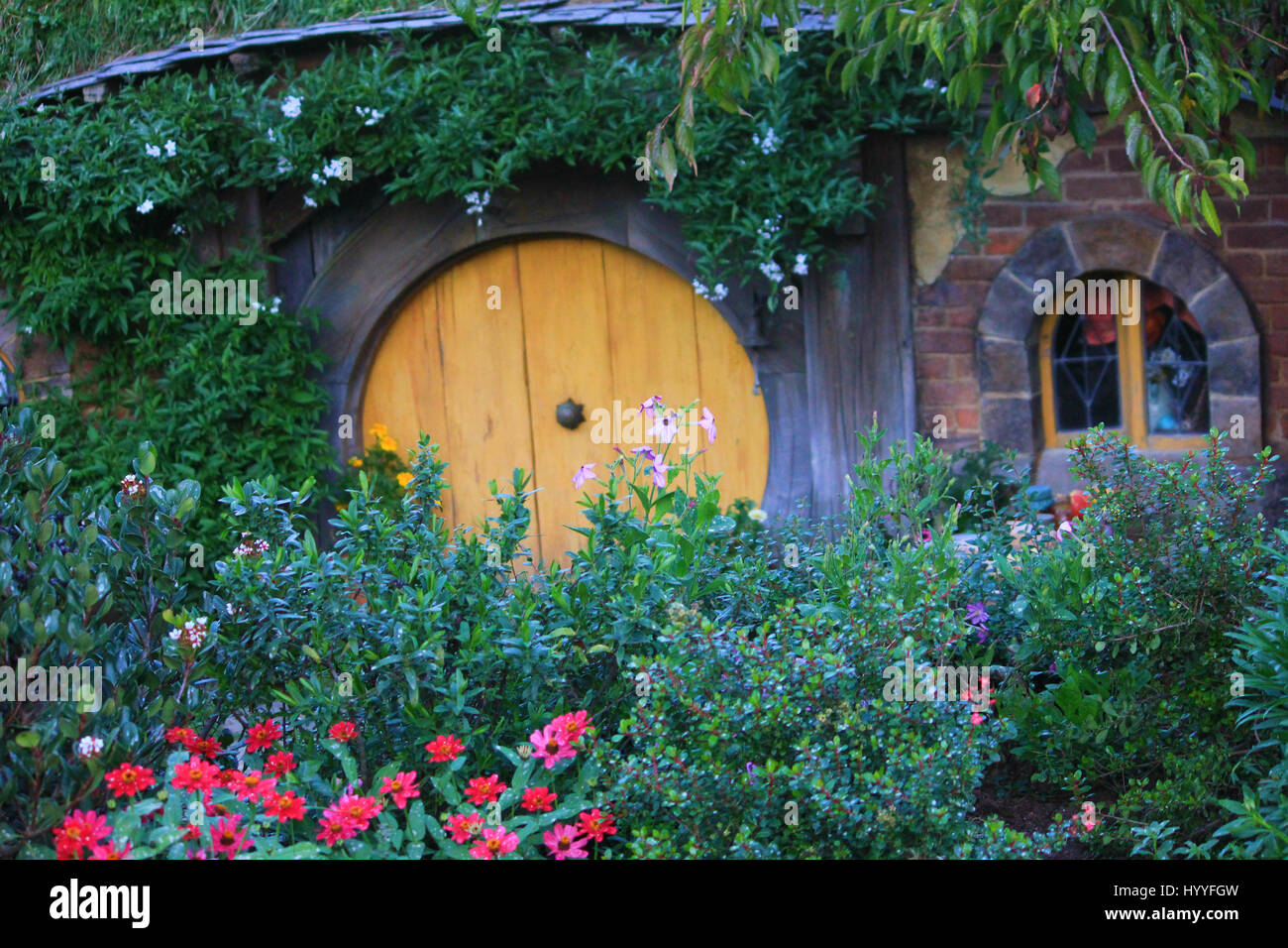 One ring to rule them all, One ring to find them, One ring to bring ...