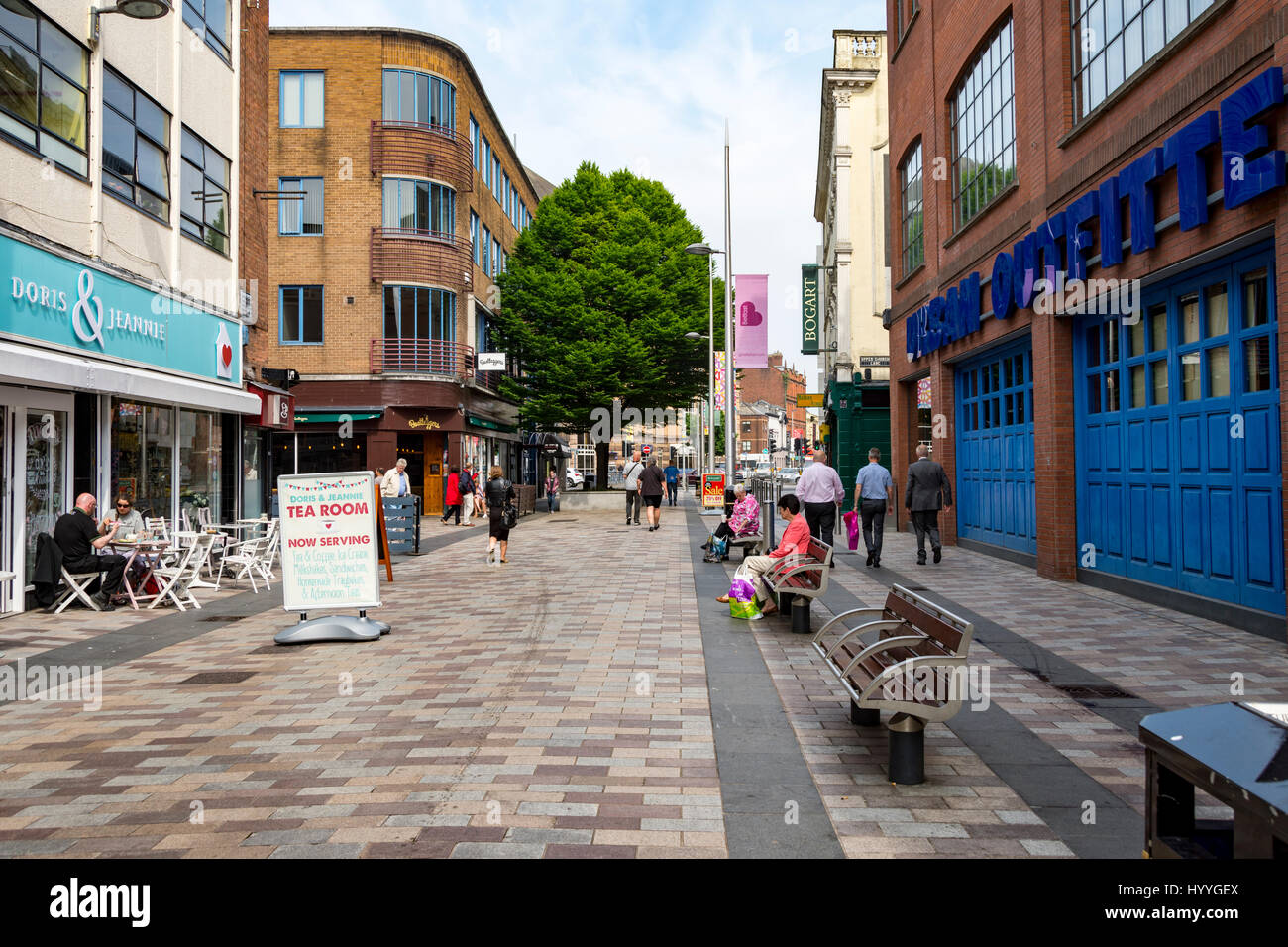 Street shopping belfast hi-res stock photography and images - Alamy