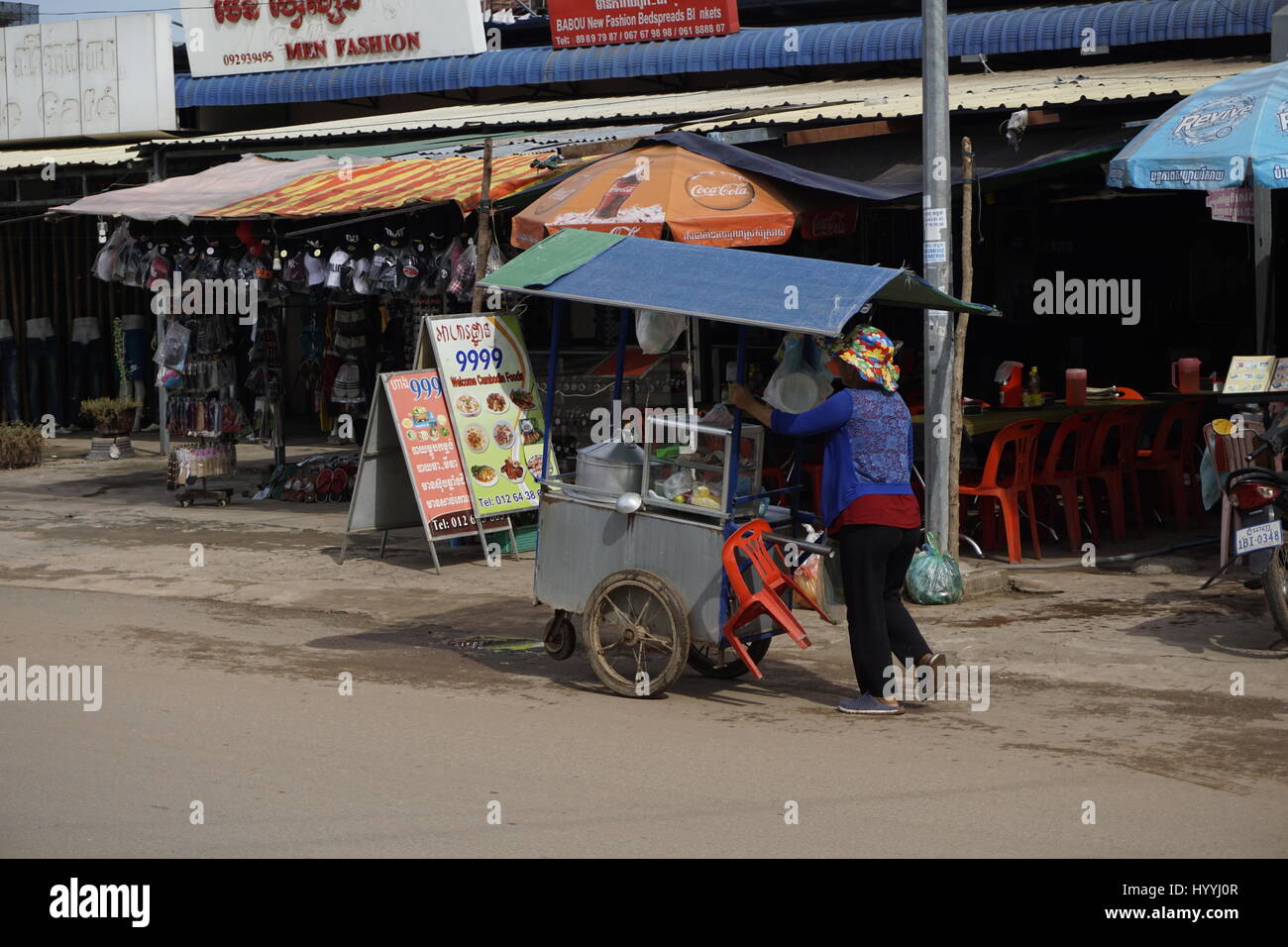 mobile hawker stall selling noodles in Siam Reap, Cambodia Stock Photo ...