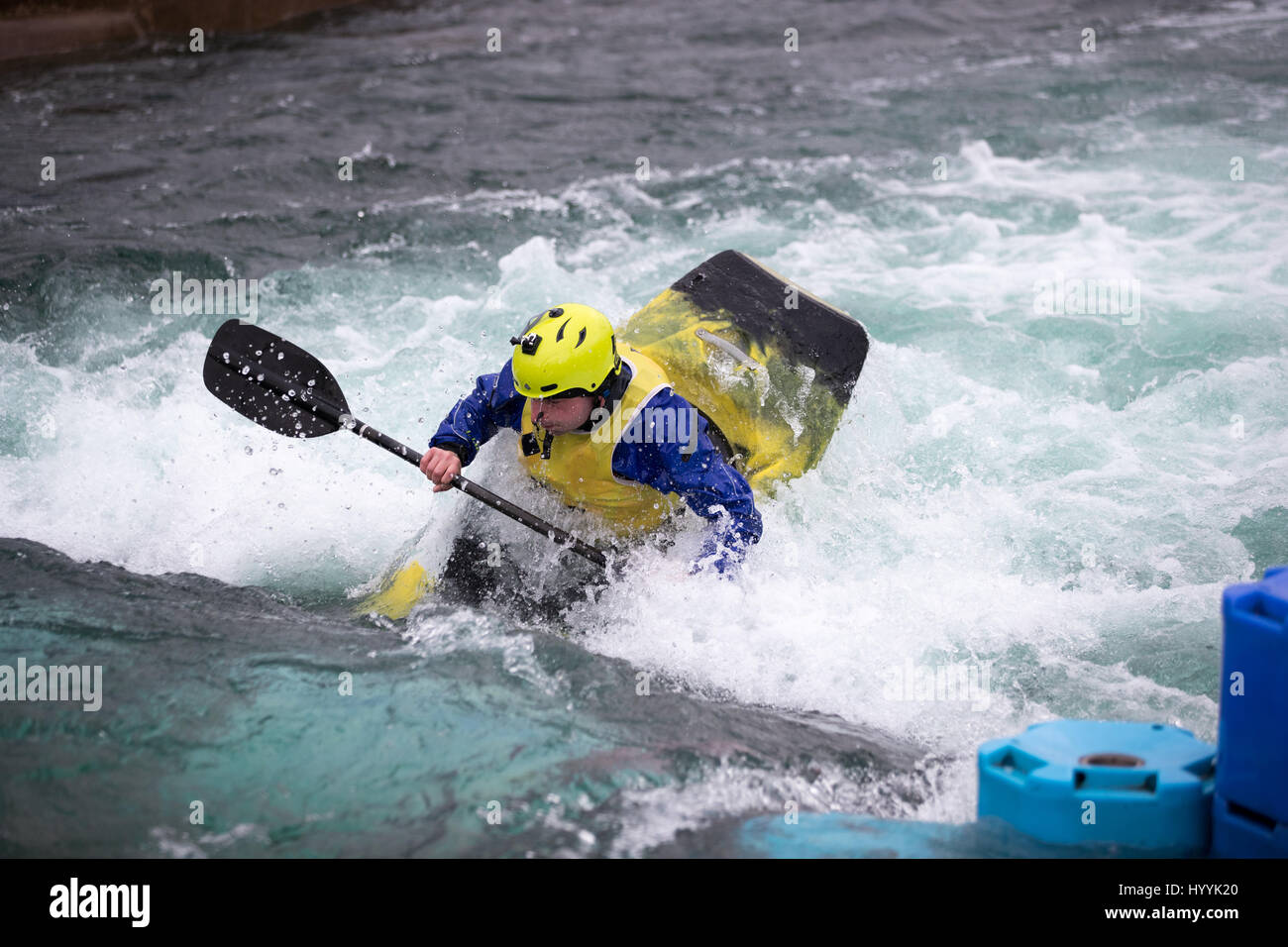 Man in kayak about to go underwater at the eddy Stock Photo - Alamy