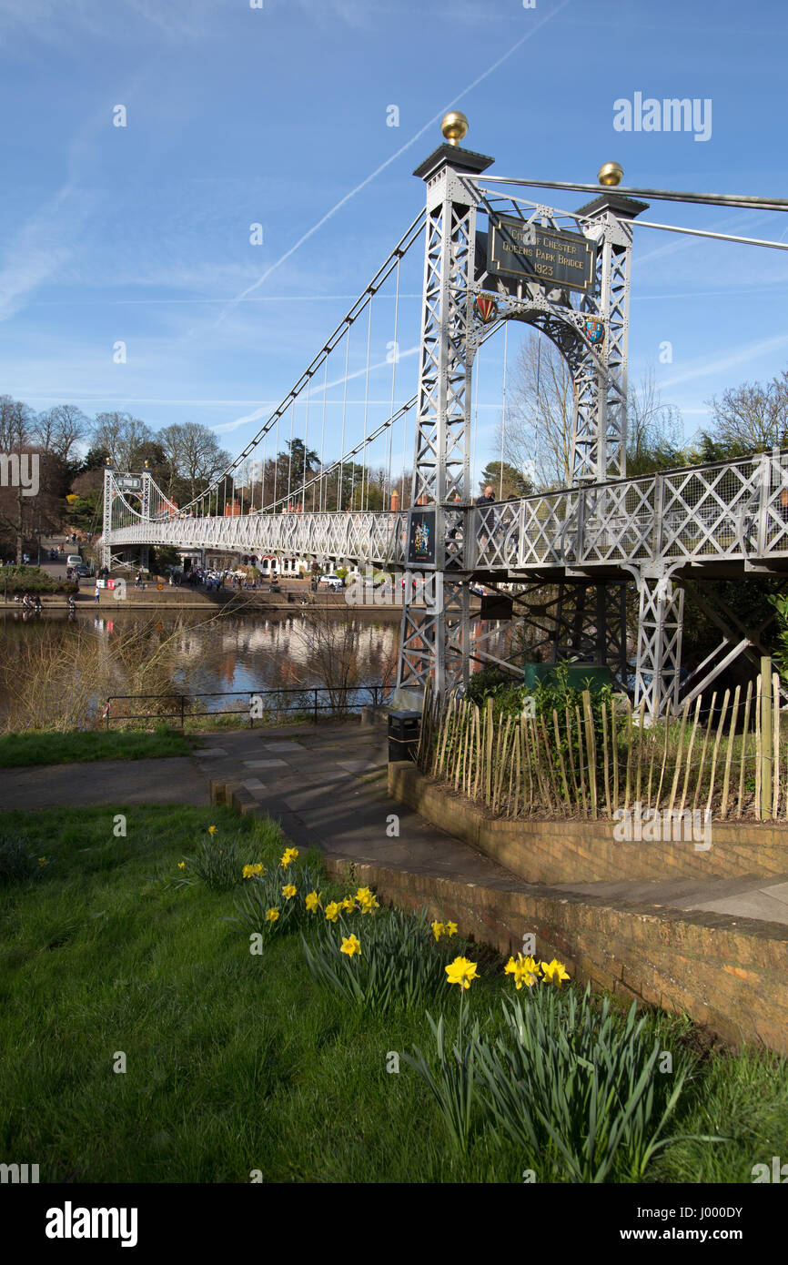 Queens bridge park hi-res stock photography and images - Alamy