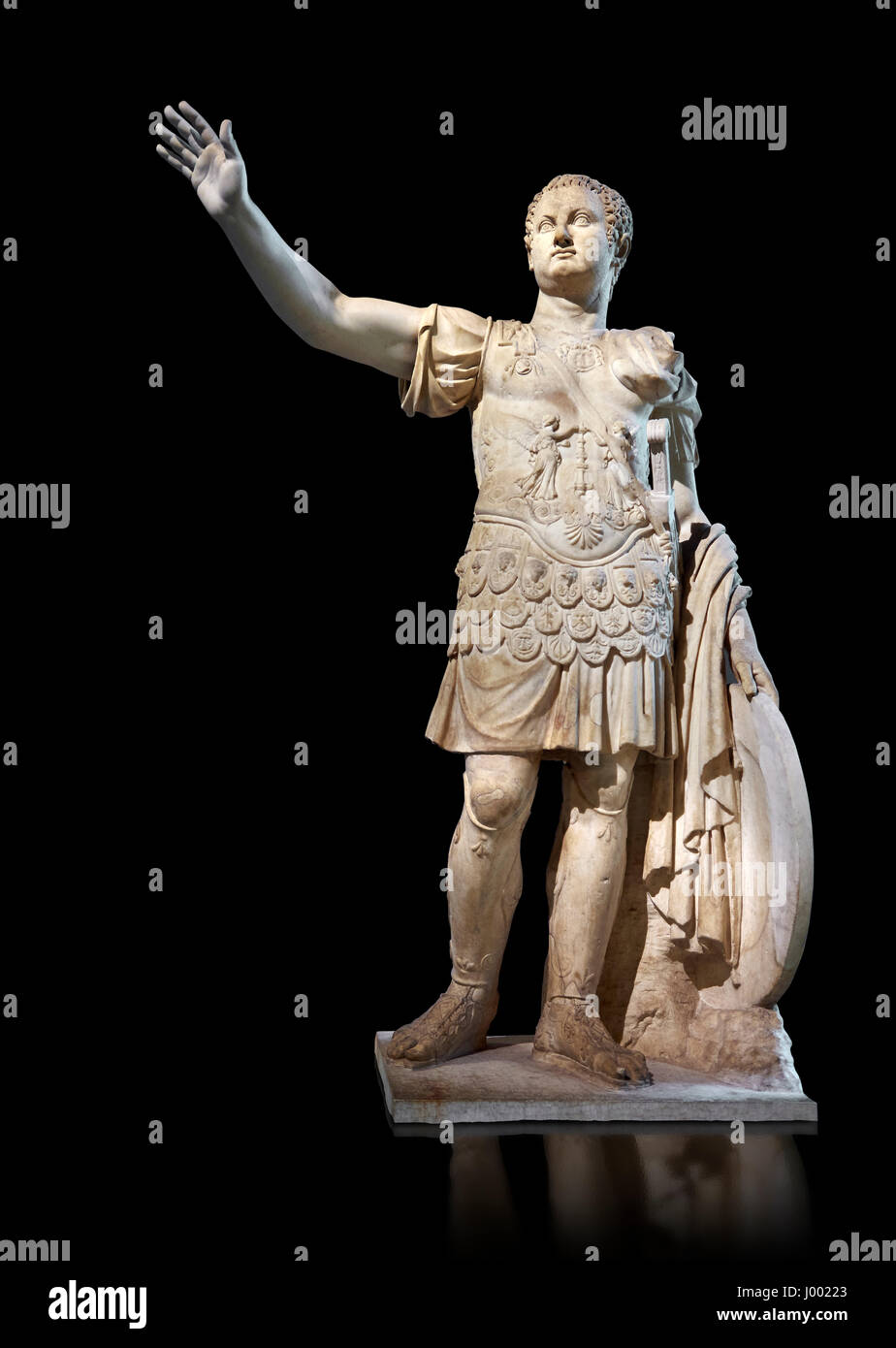 Emperor titus statue hi-res stock photography and images - Alamy