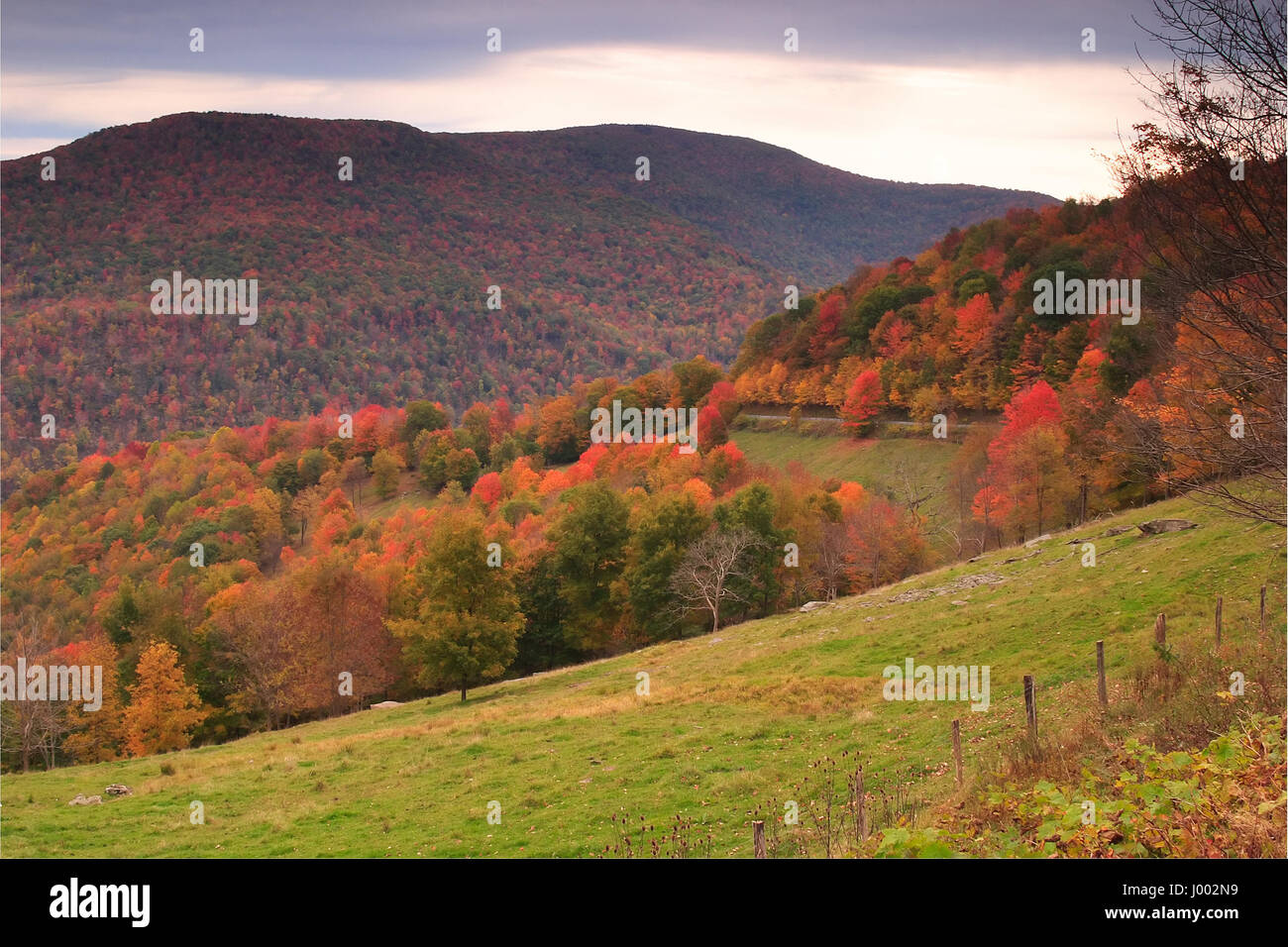 Virginia fall landscape hi-res stock photography and images - Alamy
