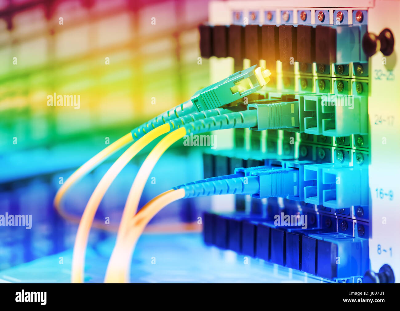 Optical center hi-res stock photography and images - Alamy