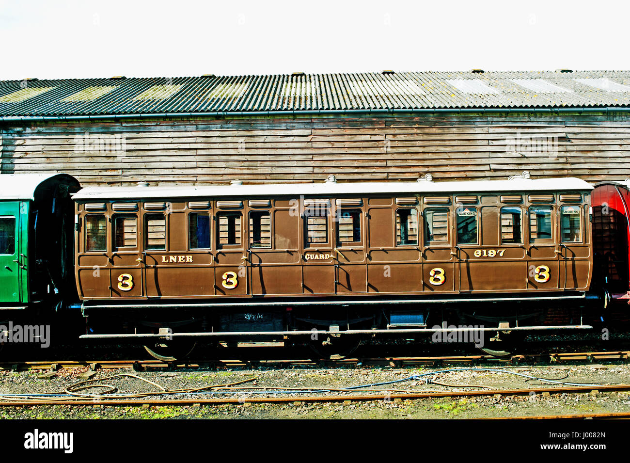 Lner 3rd class coach hi-res stock photography and images - Alamy
