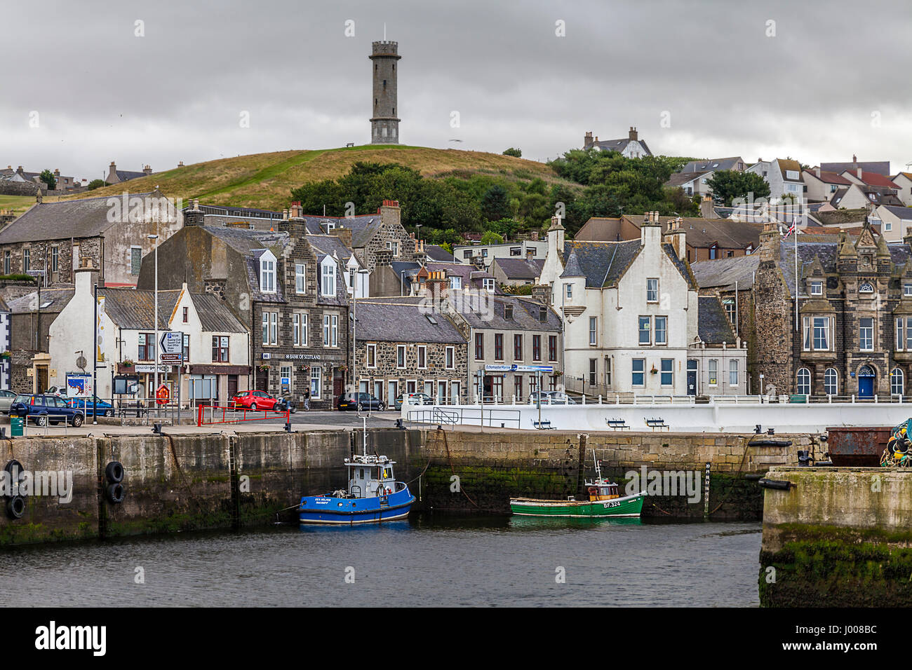 Macduff Harbour and War Memorial Stock Photo - Alamy