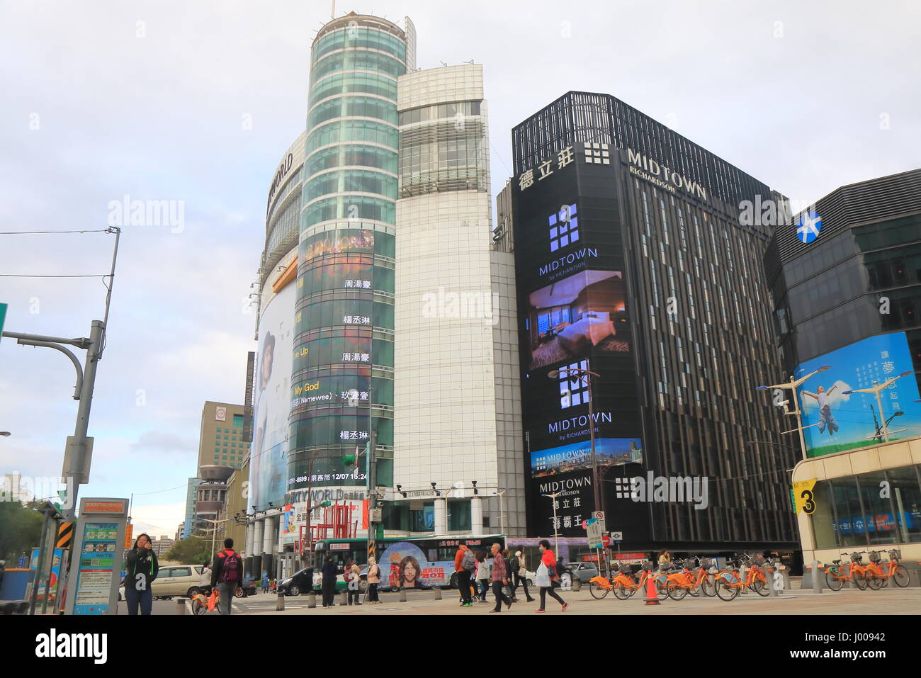 People visit Ximen shopping district in Taipei Taiwan Stock Photo - Alamy
