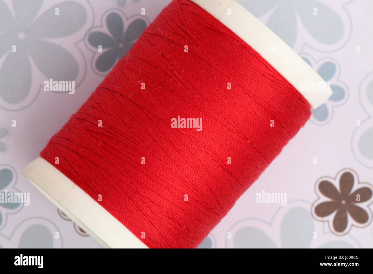 Bobbin threads hi-res stock photography and images - Alamy