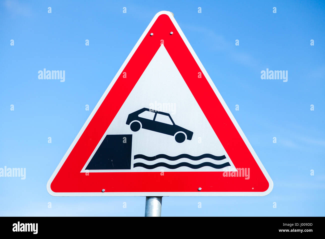 Warning triangle vector hi-res stock photography and images - Alamy